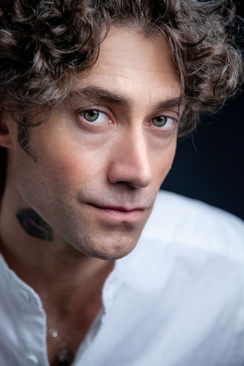 Interview: Ace Young Goes From Concert Hall To Black Box When VATICAN FALLS Opens October 27th ...